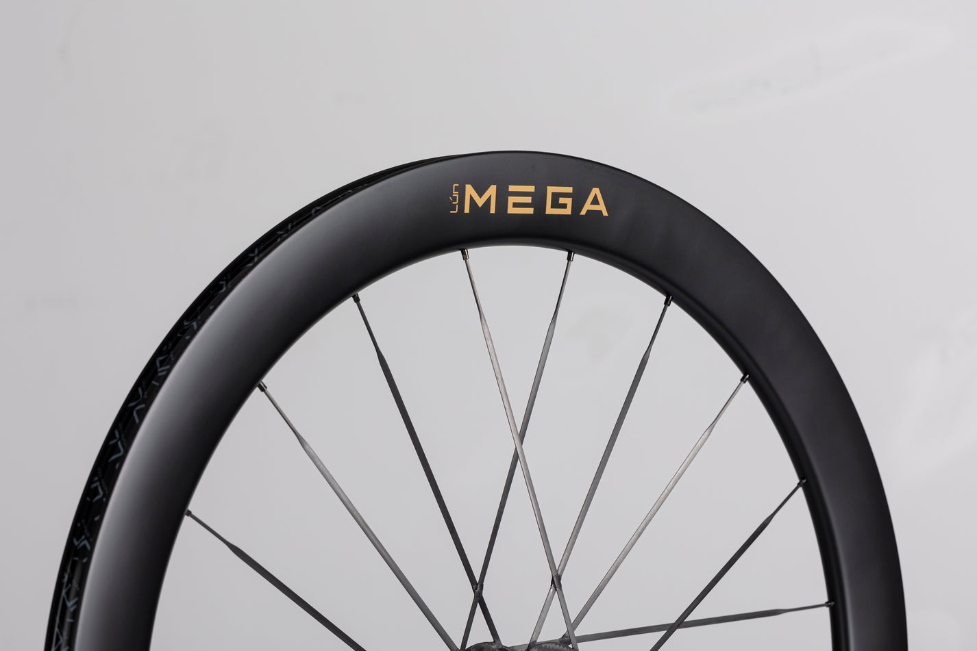 Lún MEGA Winspace Carbon Wheelset - 45mm Rim Depth